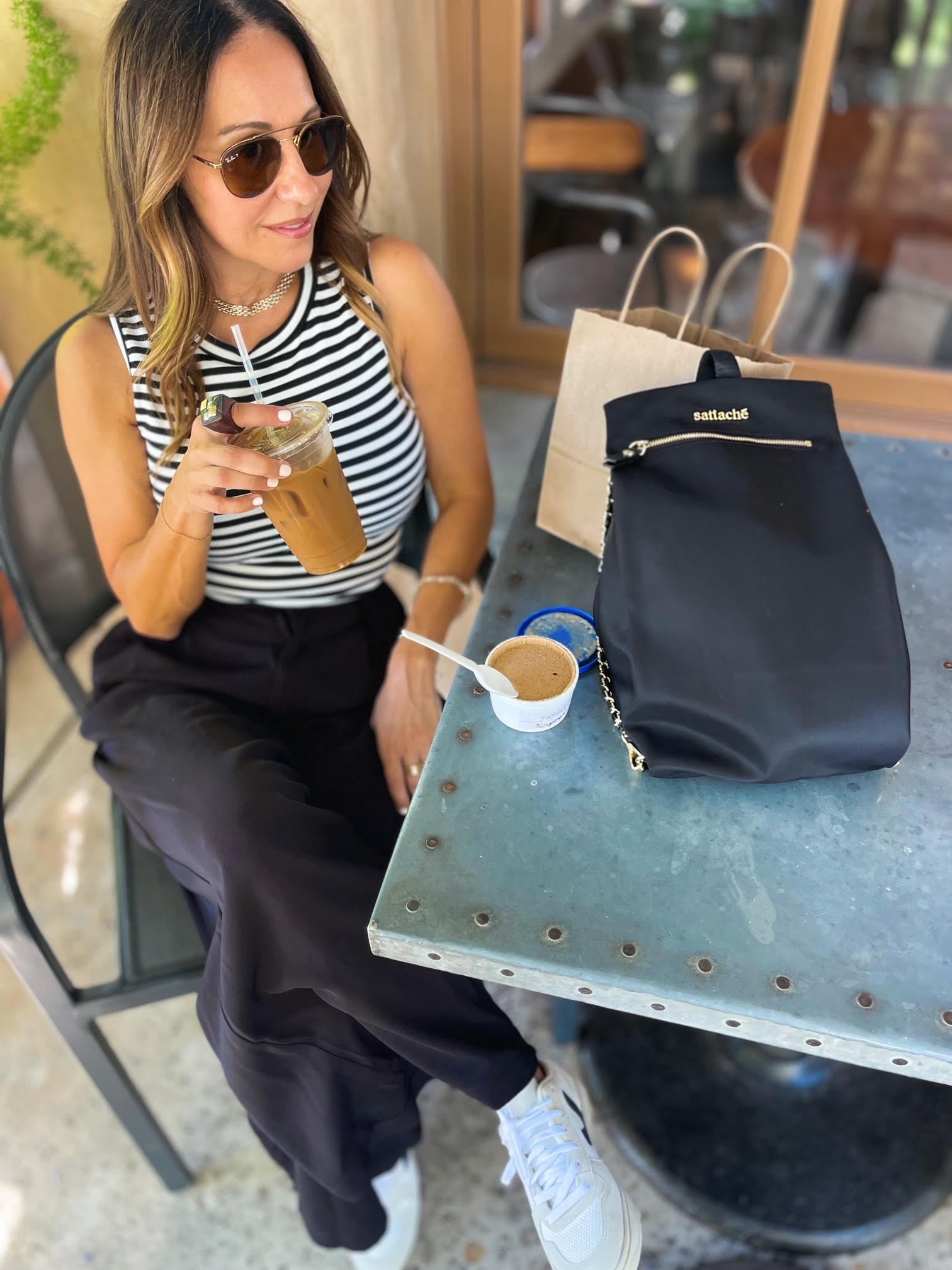 The Cleanest Way to Carry Shoes in a Work Bag – Sattaché